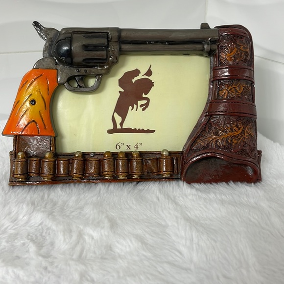 Accents | Never Used Country Photo Frame With Gun Holster And Bullets ...